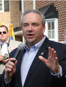 Bolling drops Virginia gubernatorial run, leaving McAuliffe v ...