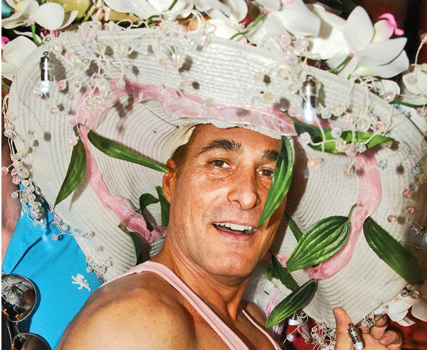 Put a Bonnet on It - Metro Weekly