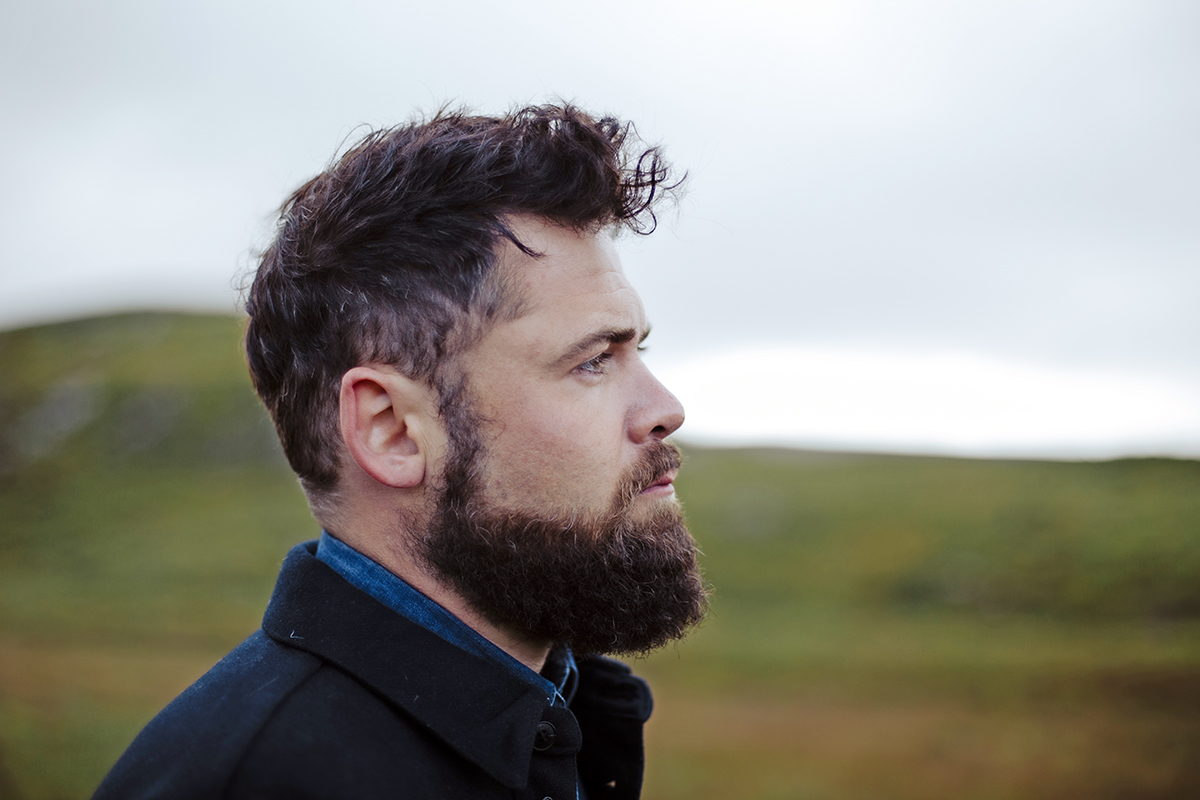 Album Review: Passenger's 'Songs for the Drunk and Broken Hearted'