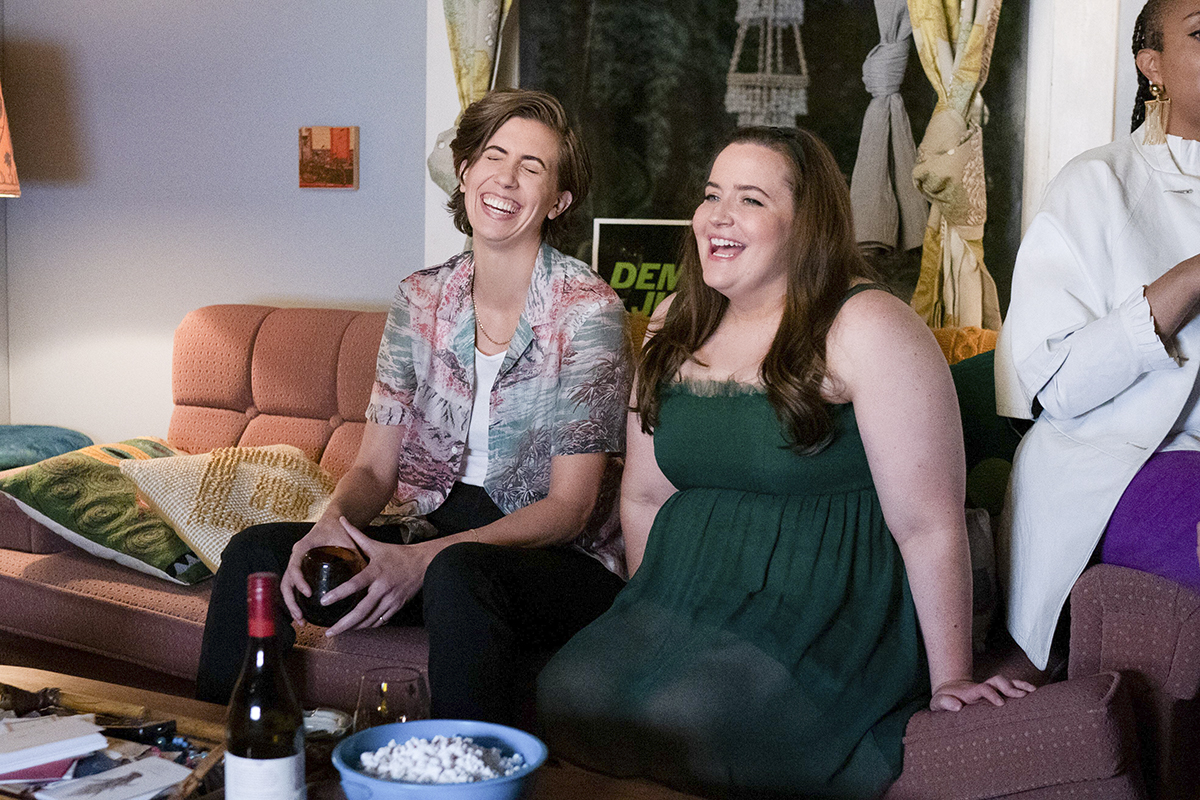 Review Shrill Season 3 Touches Down For A Richly Comic Fond Farewell