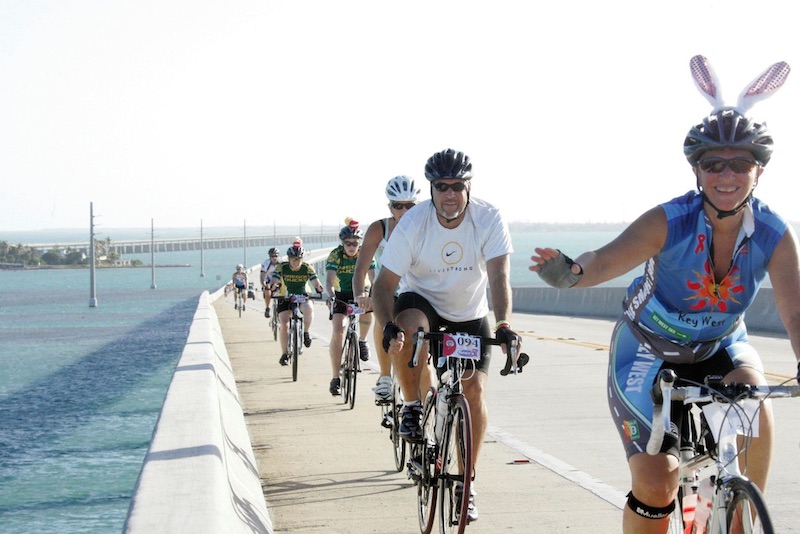 Obama signs bipartisan bill lifting ban on HIV-positive organ ...