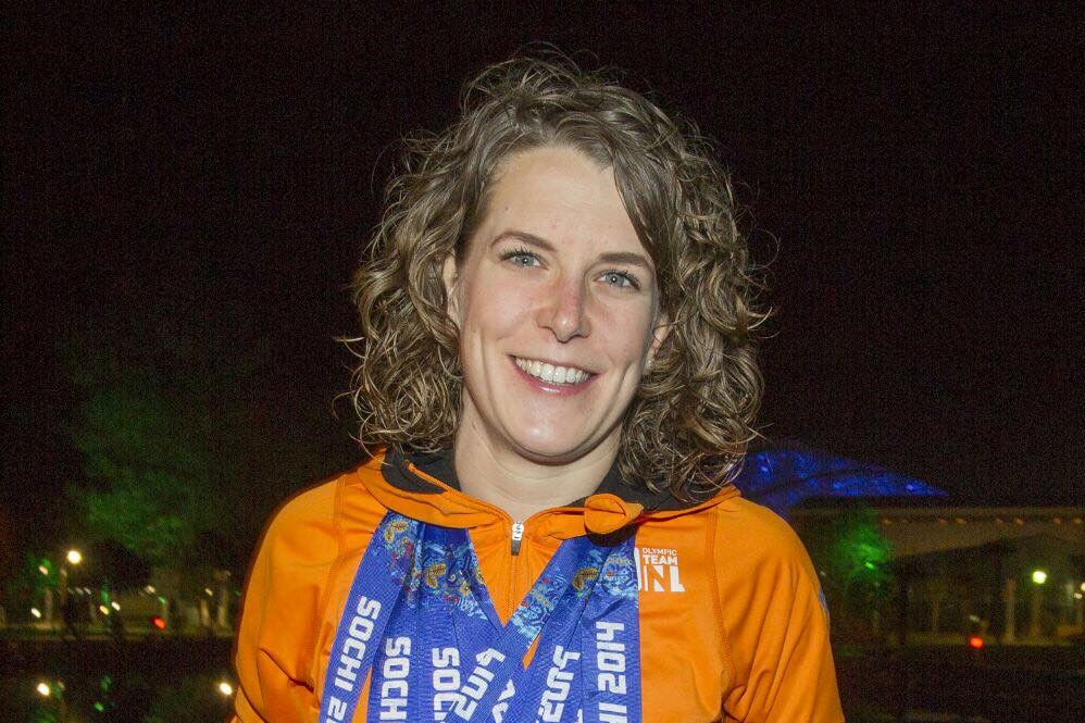 Ireen Wust Girlfriend Out Speedskater Ireen Wüst Wins Olympic Gold