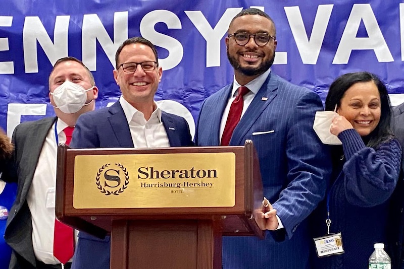 Shapiro-Davis - Metro Weekly