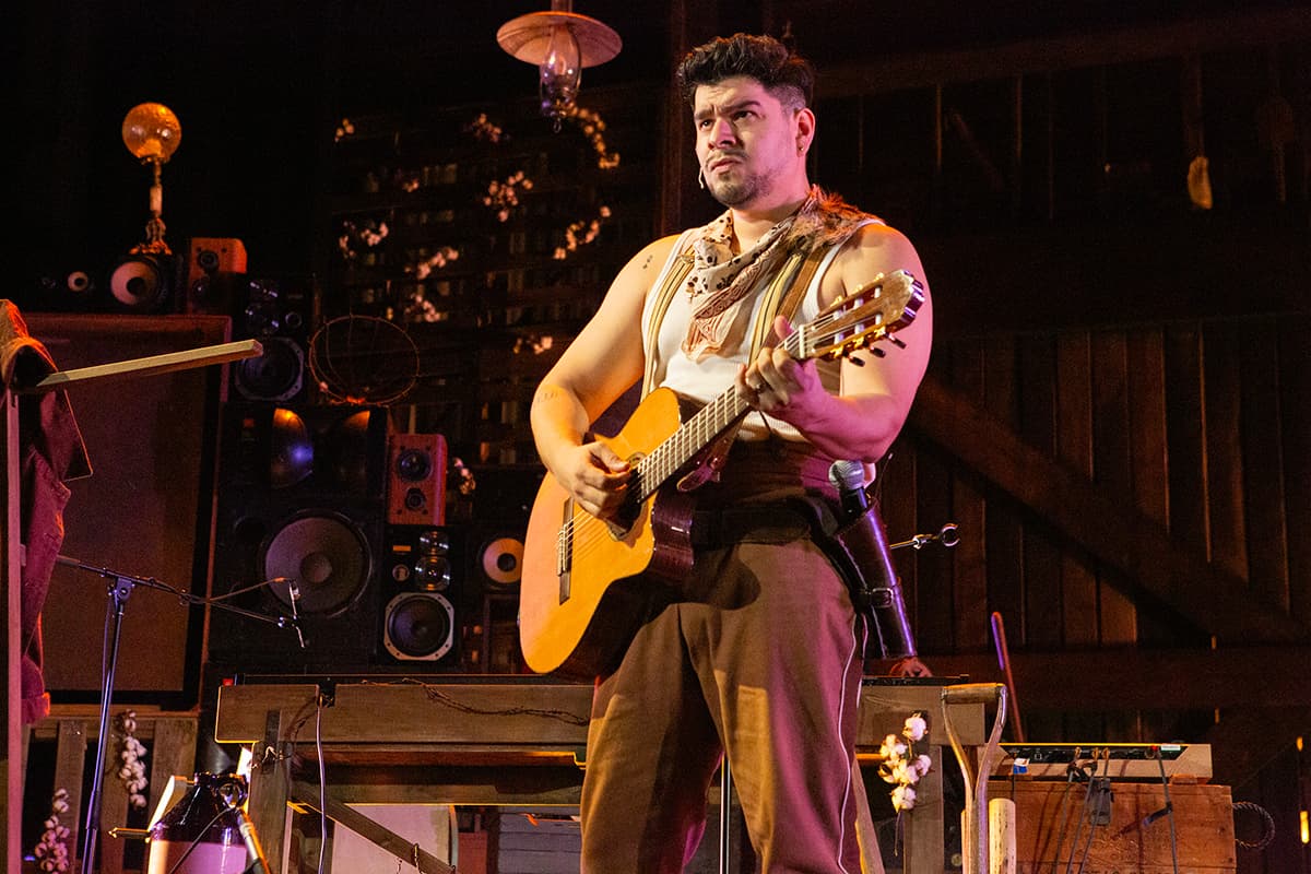 STAGE - Mosaic Mexodus - Brian Quijada - J Fannon Photography(1 ...