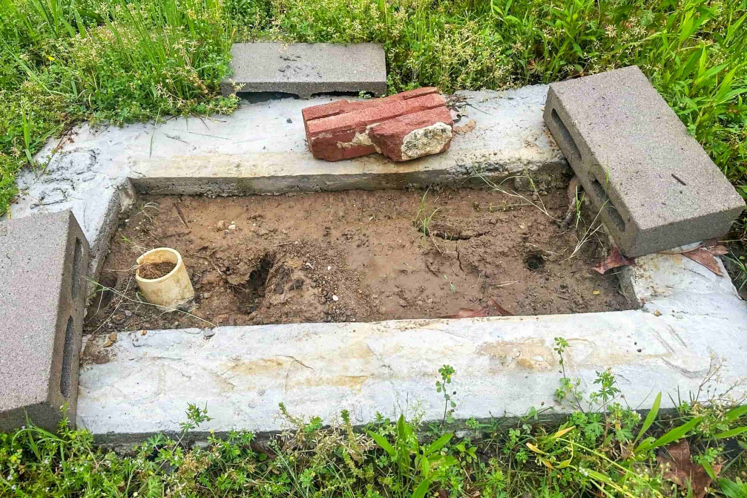 InTRANSitive's community center damaged pipes (Photo: courtesy Rumba ...