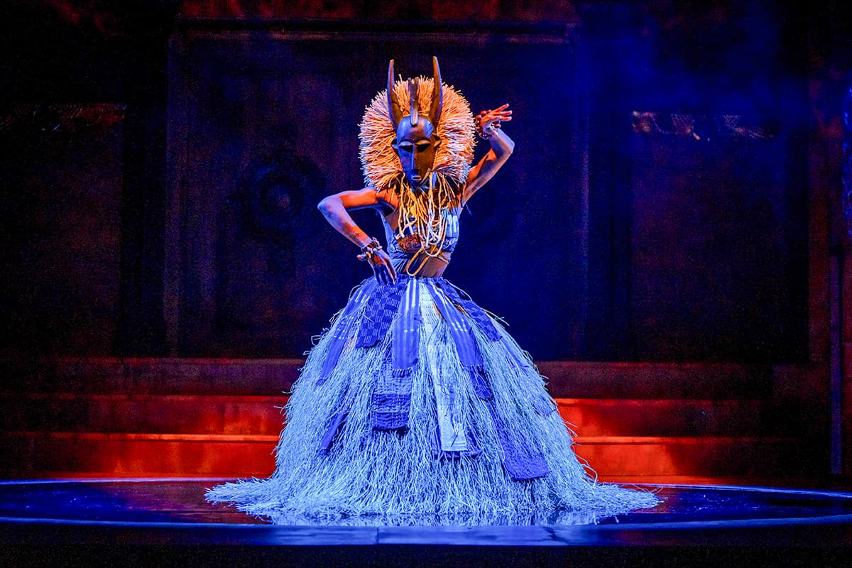 SPOTLIGHT - A008-Metamorphoses-2024-Folger-Theatre-Production-Stills ...